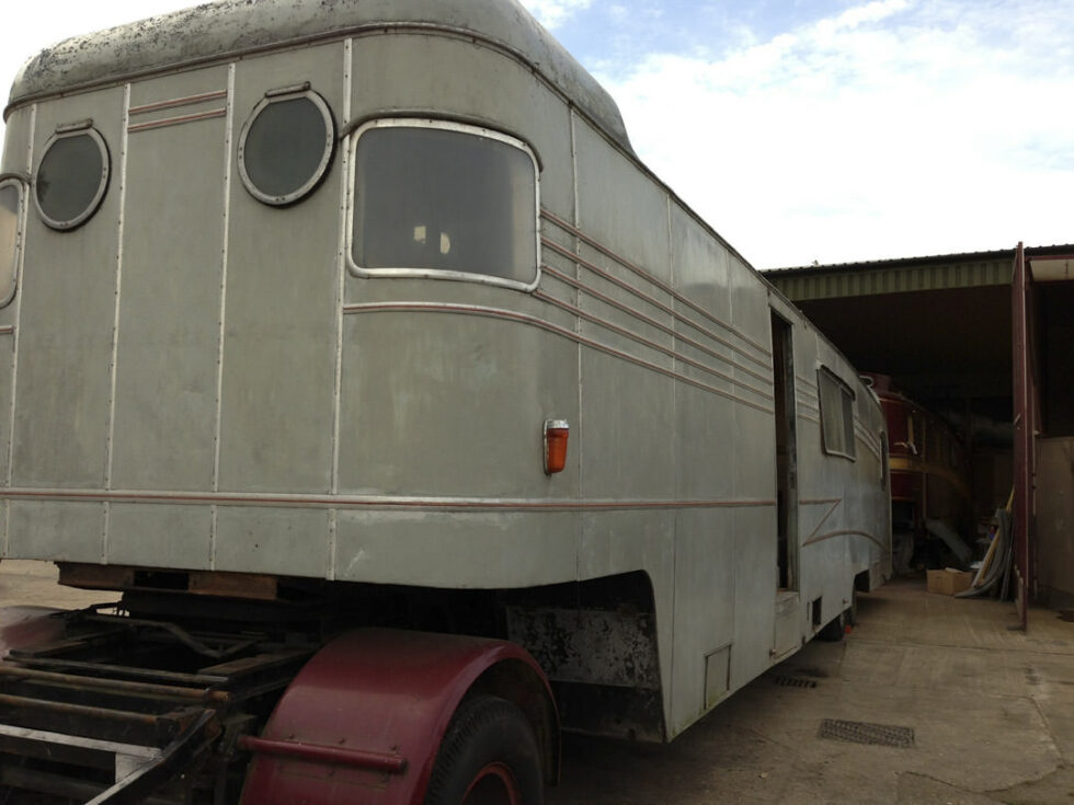 Steam powered rides, vintage vehicles and rare living wagons available ...